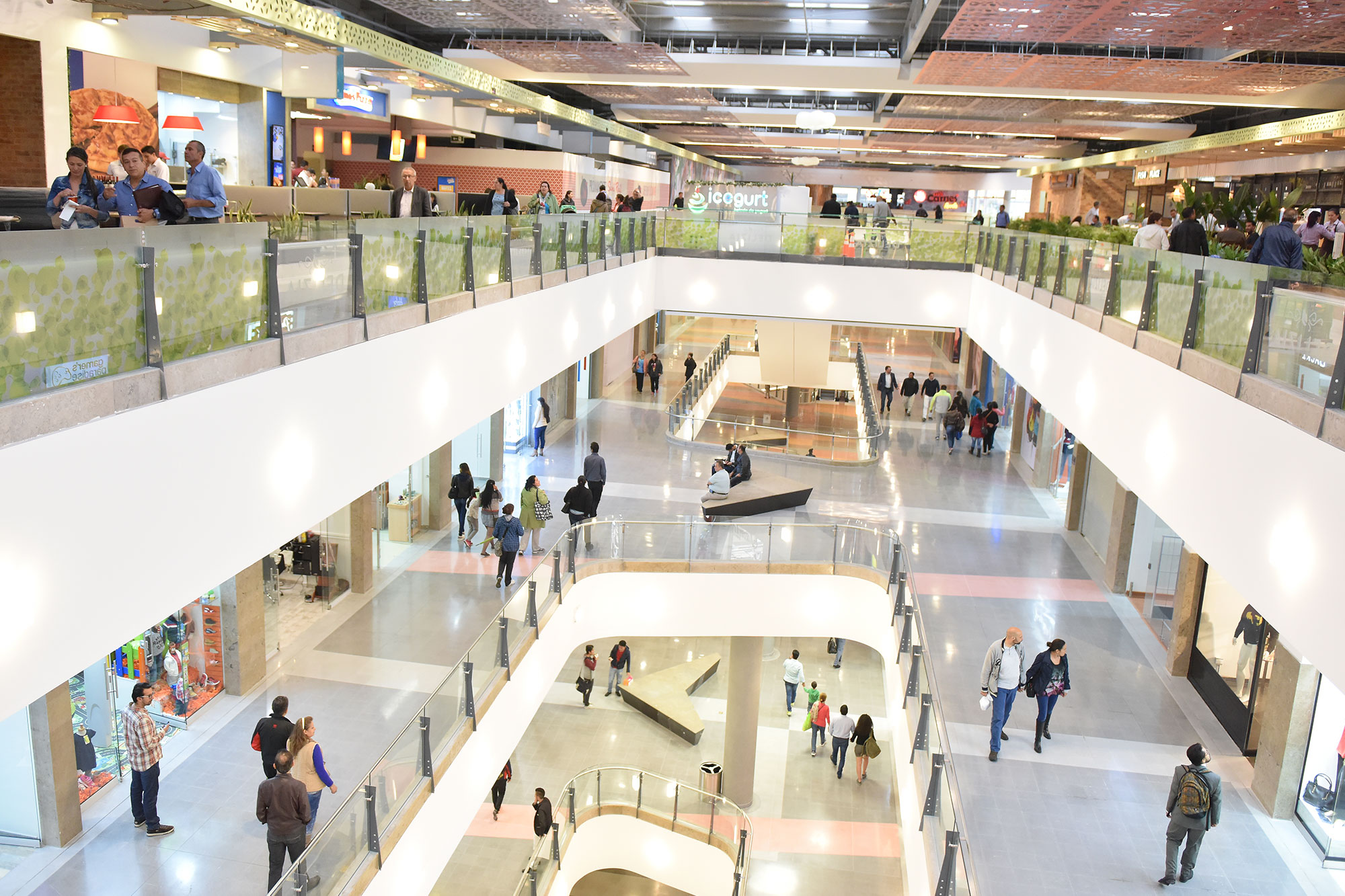 Plaza Central - Ospinas & Cía S.A.